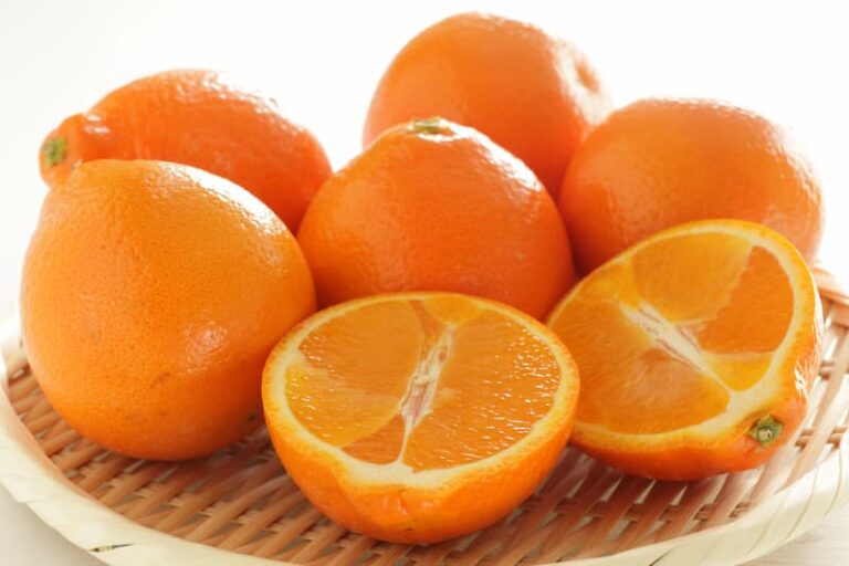 Tangelo: Health Benefits, Uses, Growing Tips