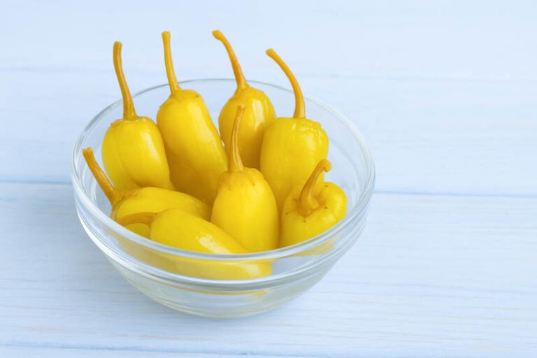 Pepperoncini: Benefits, Side Effects, Uses, Growing Tips