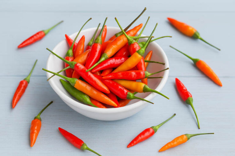 Cayenne Pepper: Benefits, Side Effects, Uses, Growing Tips